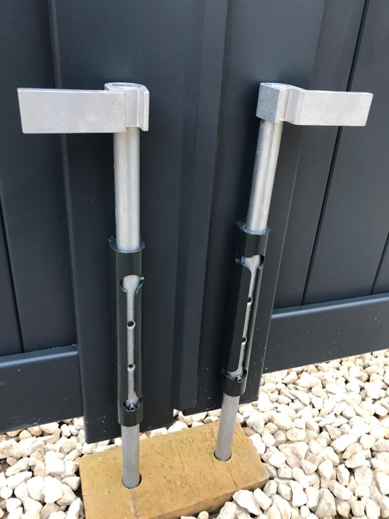 Byfleet Pedestrian Aluminium Gates - Longman Gates Aluminium