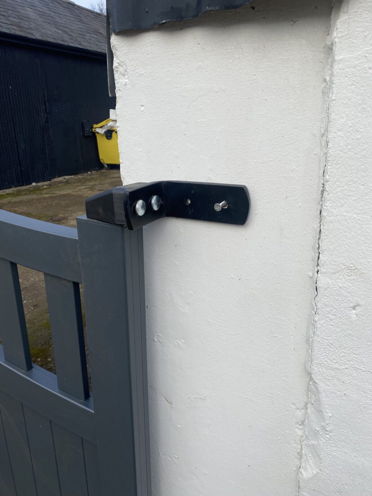 Beverley Aluminium Gates - Longman Gates Aluminium